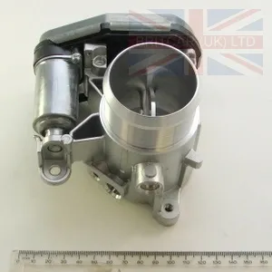 LR012598 Land Rover Дроссельная заслонка в сборе