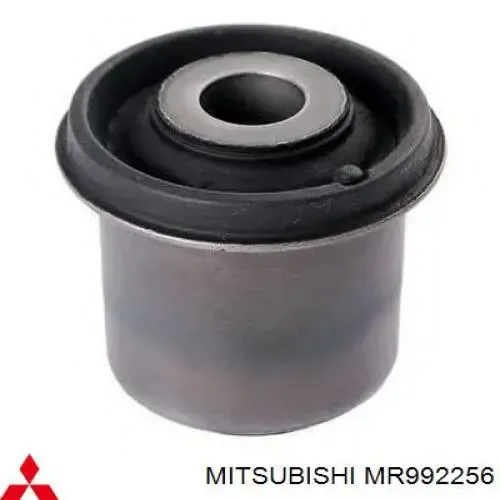 MR992256 Mitsubishi Сайлентблок переднего нижнего рычага