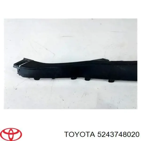 5243748020 Toyota Накладка бампера переднего правая