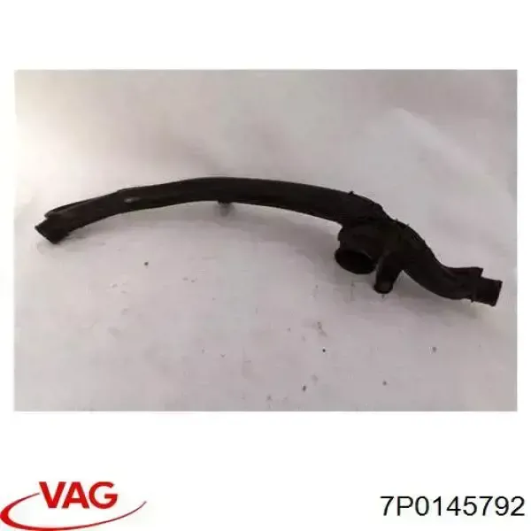 7P0145792 VAG Шланг (патрубок) интеркуллера нижний