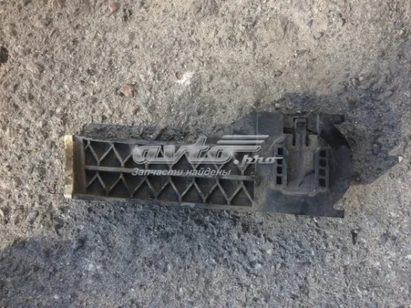2465040540 Mercedes | Кронштейн радиатора левый 2465040540 купить на ...