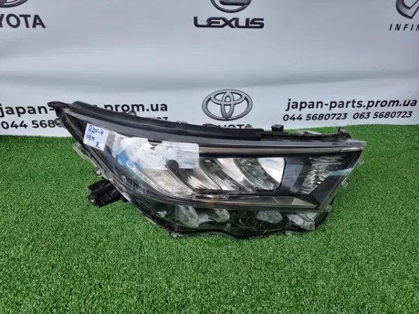 8114542840 Toyota Фара правая