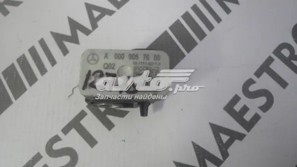 A0009057600 Mercedes | Датчик продольного ускорения A 000 905 76 00 ...