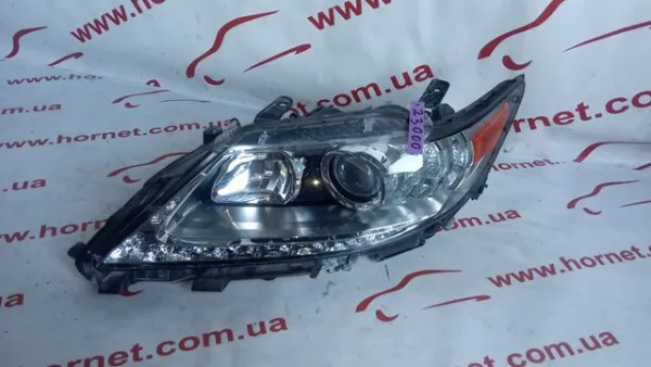 8118533B50 Toyota Фара левая