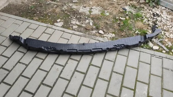 5261106570 Toyota Абсорбер (наполнитель) бампера переднего