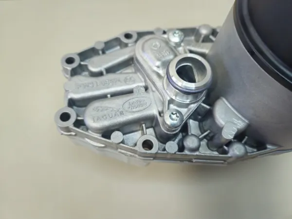 LR124259 Land Rover Корпус масляного фильтра