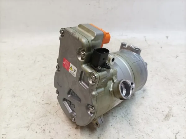 9J1816797A Porsche Компрессор кондиционера