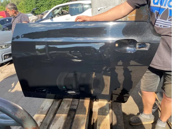 51007369329 BMW Дверь передняя левая