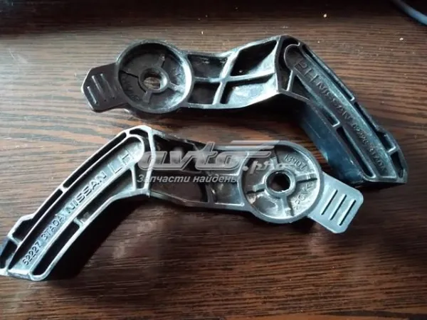 622263TA0A Nissan/Infiniti Кронштейн бампера переднего правый