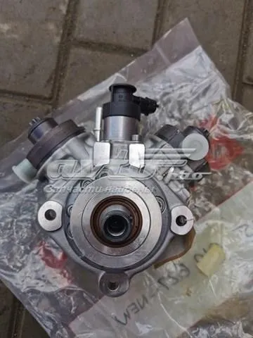 LR022971 Land Rover Насос топливный высокого давления (ТНВД)